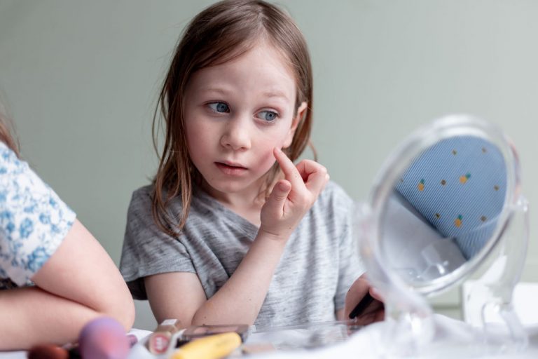 Kids Virtual Makeup Lessons - Faye Smith Agency